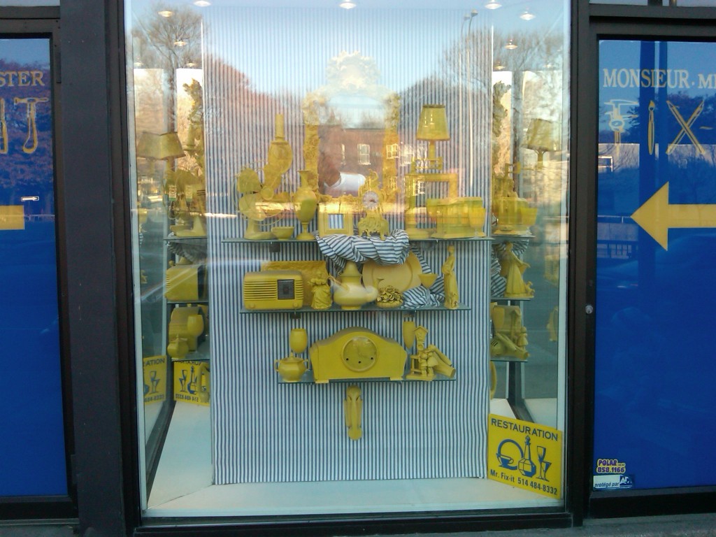 Store Window Optical Illusion