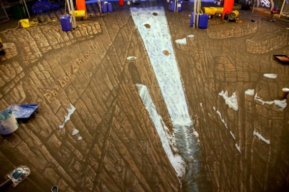 A New World-Record-Breaking 3D Chalk Drawing by Reebok